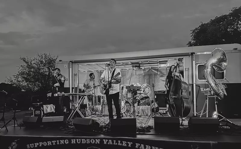 Delaney Clements, Colorado Teen Who Met Taylor Swift, Loses Battle With ...