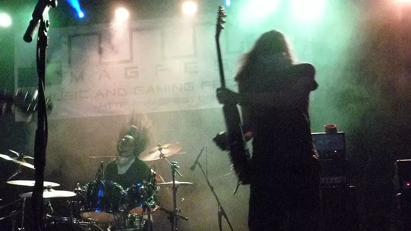 Experimental Musician Michael Zucker On Chiptunes and Covering Video ...