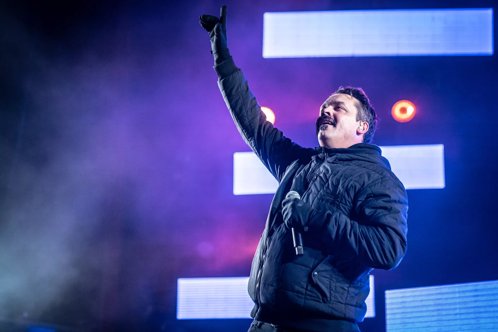 Atmosphere Warmed up Winter on the Rocks, but Not Enough to Save It ...