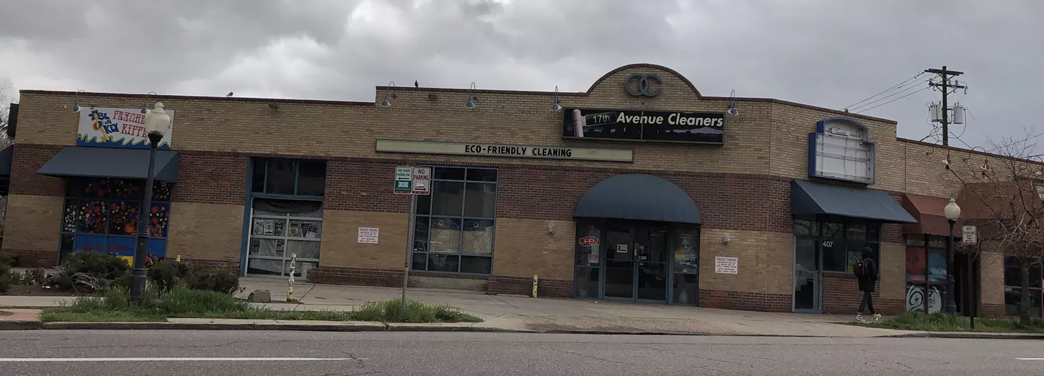 Jay Bianchi Turns Avenue Theater Space Into Owsley's Crazy Diamond ...